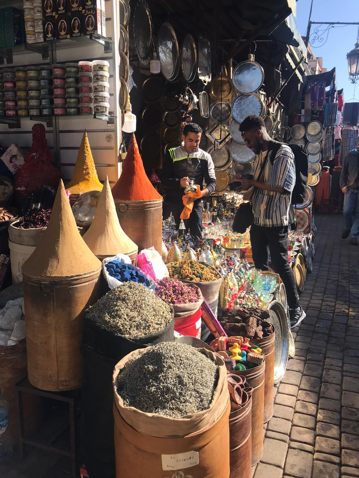 Souk Marrakech : nos Meilleurs Tips pour Négocier au Souk